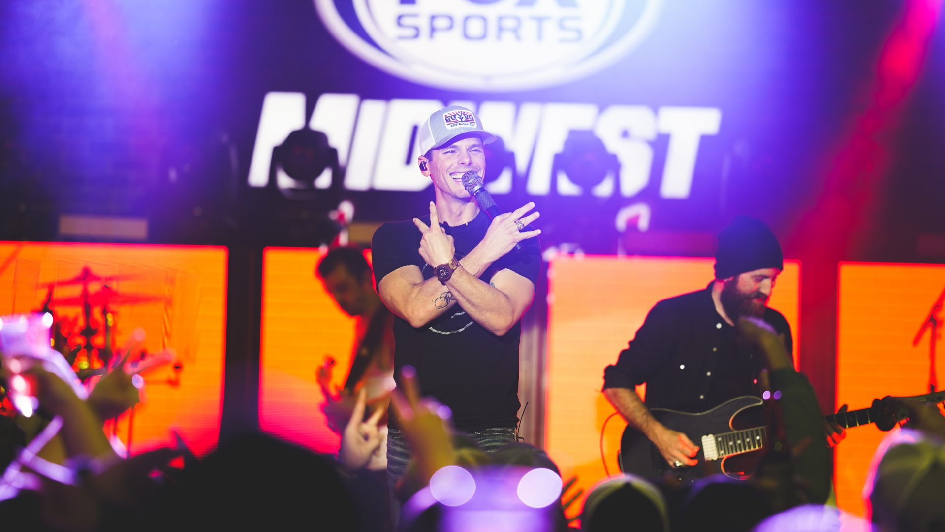 Granger Smith and Friends Live From Ballpark Village - Stars and Guitars